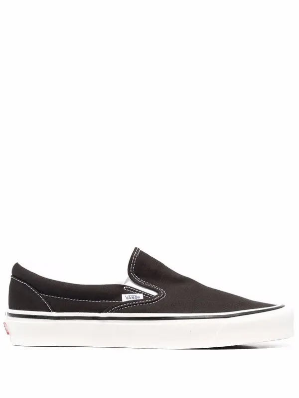 VANS Ua Slip-on Canvas Sneakers - Black