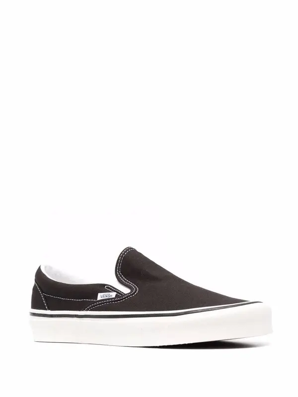 VANS Ua Slip-on Canvas Sneakers - Black