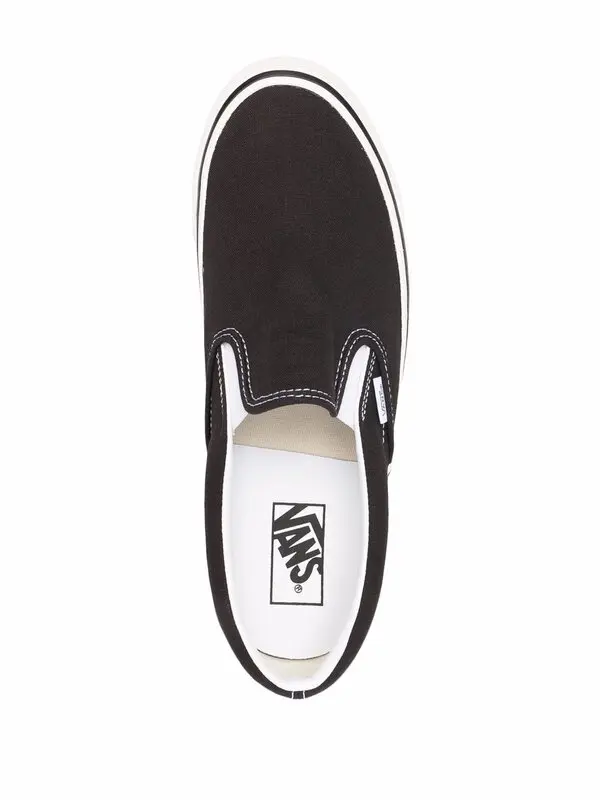 VANS Ua Slip-on Canvas Sneakers - Black