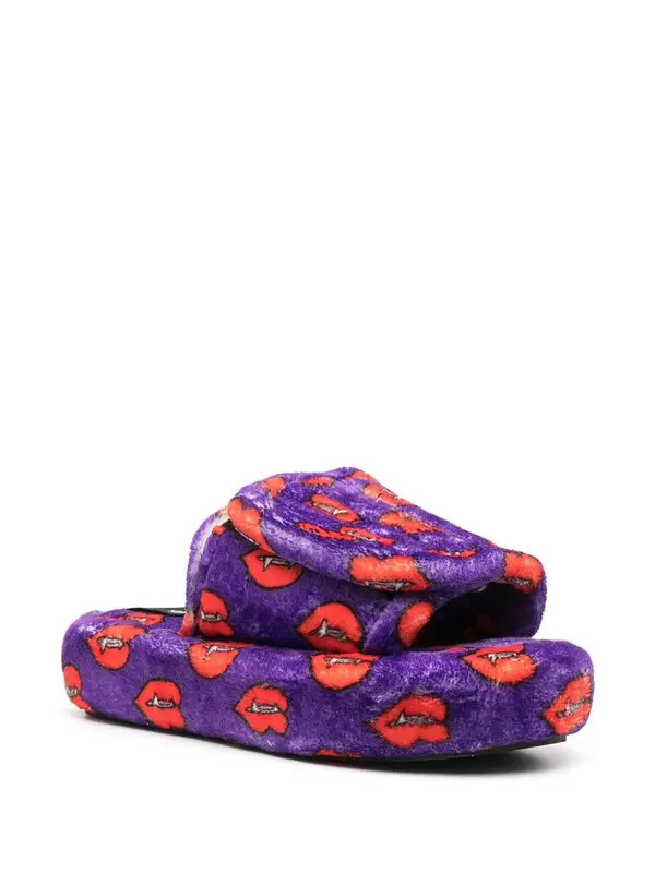 DUOLTD Fangs Print Terry Slippers