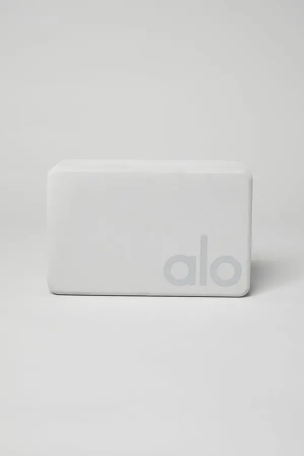 Alo Yoga Uplifting Yoga Block - Dove Grey/silver
