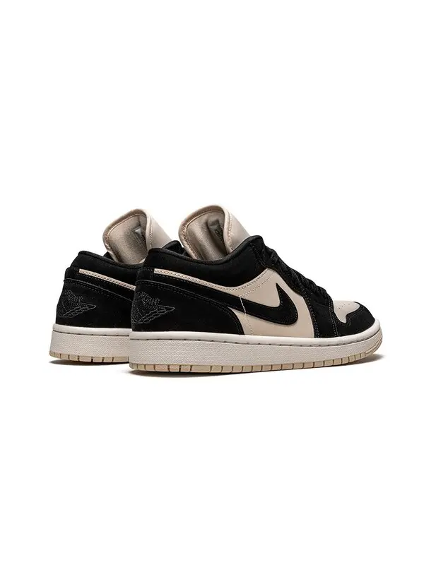 JORDAN Air 1 Low Guava Ice Sneakers - Black