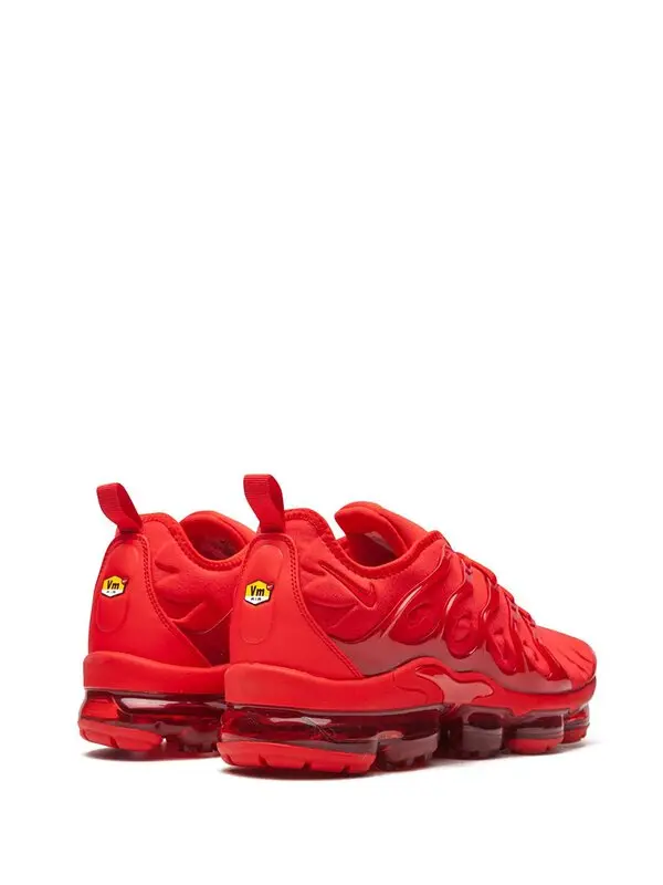 Nike Air Vapormax Plus Sneakers - Red