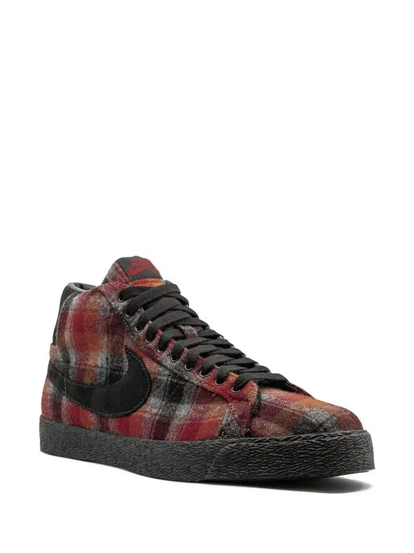 Nike X Todd Jordan Blazer Sb Plaid Sneakers - Red | Editorialist display picture 3