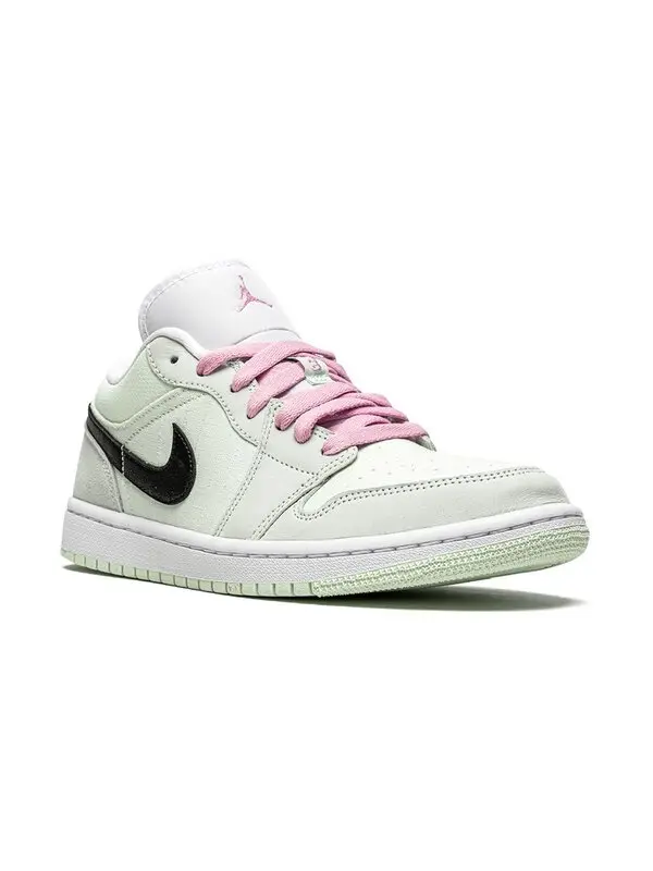 JORDAN Air 1 Low Se Sneakers - Green