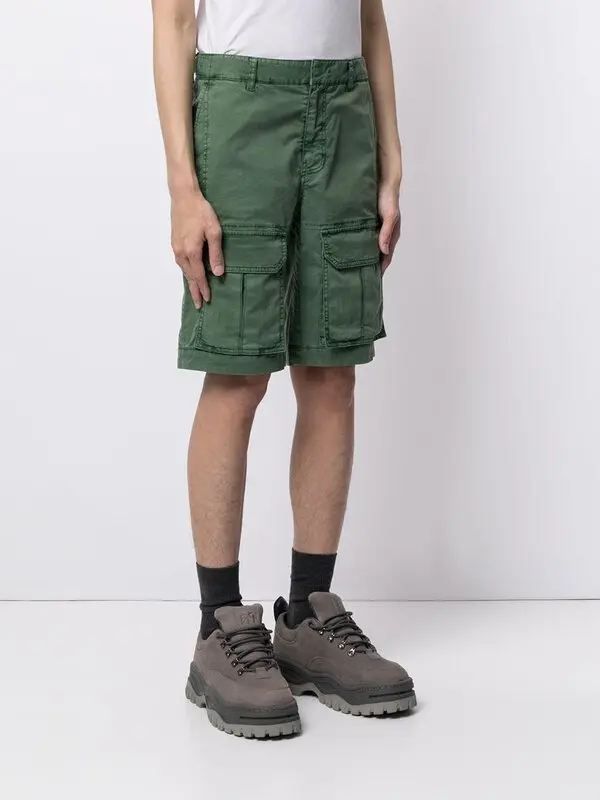 JUUN.J Knee-length Cargo Shorts