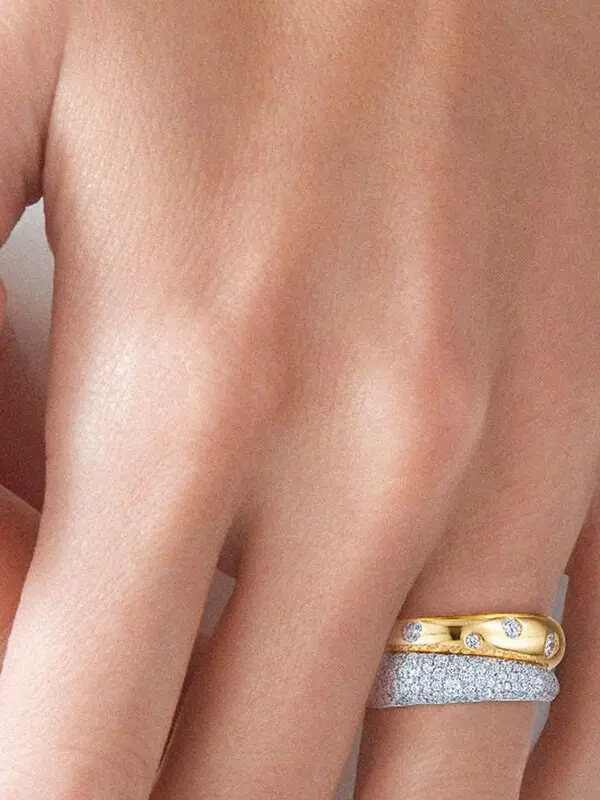 Kwiat 18kt White And Yellow Cobblestone Diamond Double Band Ring