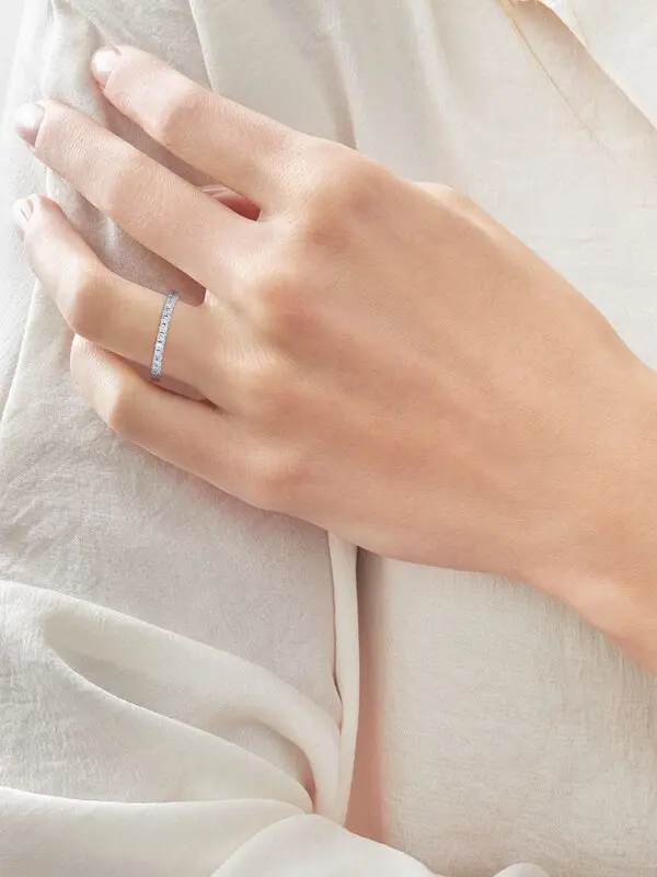Kwiat 18kt White Gold Diamond Band Ring