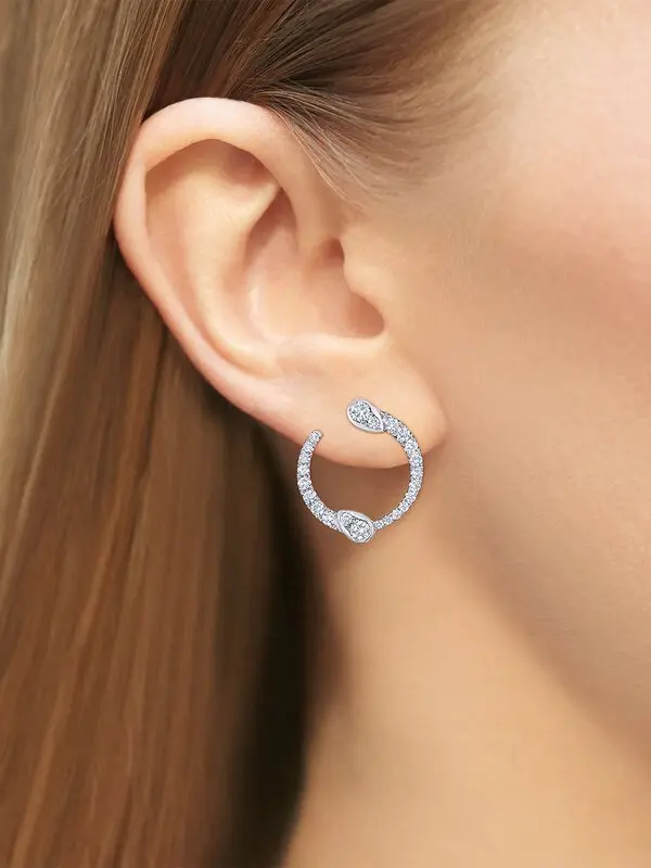 Kwiat 18kt White Gold Diamond Hoop Earrings