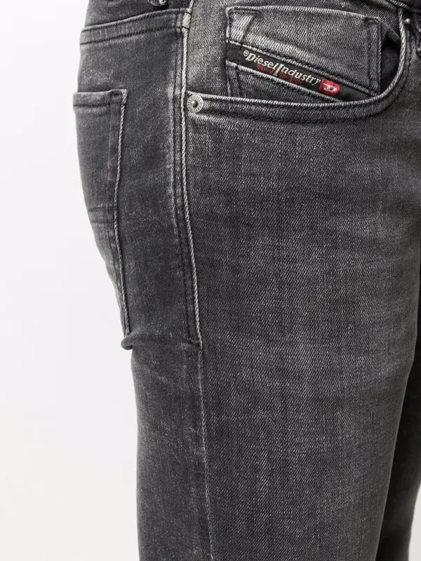 DIESEL® Sleenker Skinny Jeans - Grey