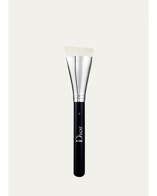 Dior Backstage Contouring Brush - One-color