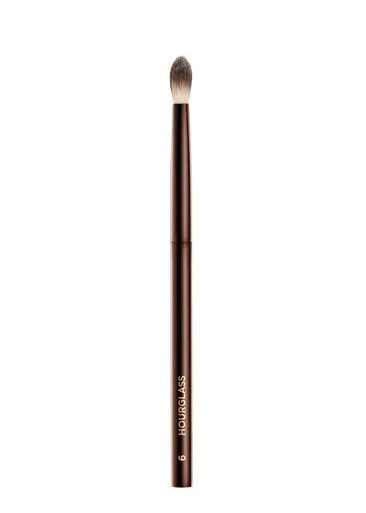 HOURGLASS Nº 6 Tapered Blender Brush - N/a