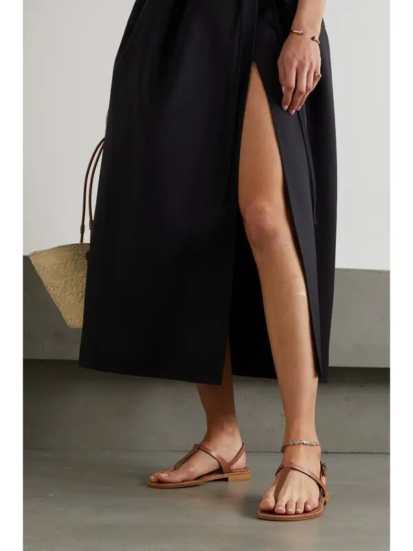Manolo Blahnik Hata Leather Slingback Sandals - Brown