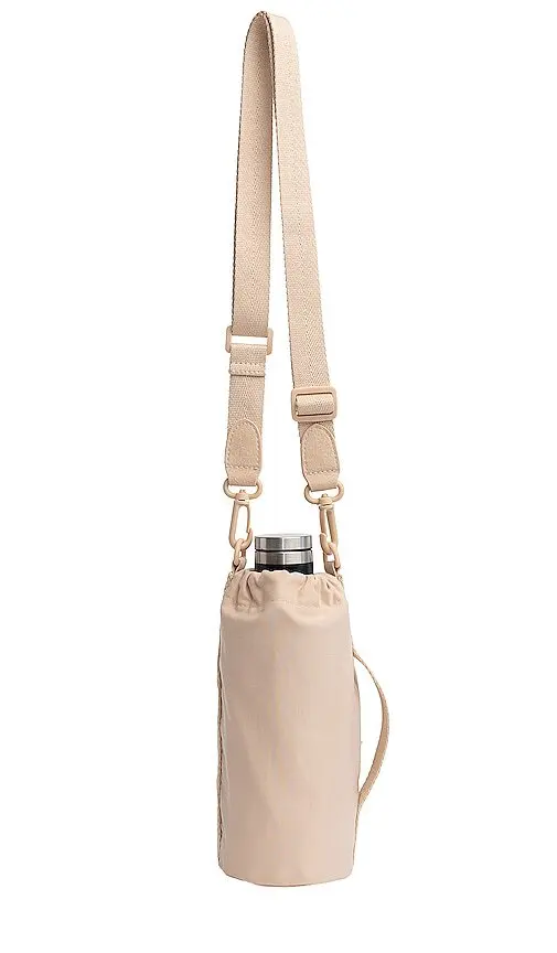 Beis The Water Bottle Sling Beige Editorialist