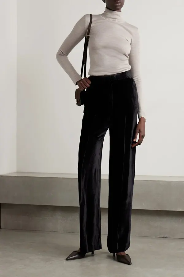 Gabriela Hearst May Wool, Cashmere And Silk-blend Turtleneck Sweater - Neutrals