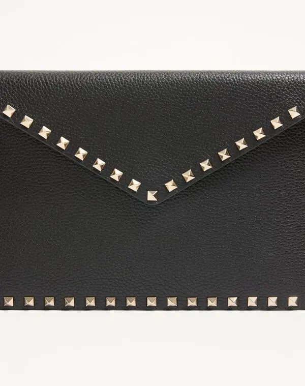 Valentino Garavani Rockstud Grainy Calfskin Envelope Pouch