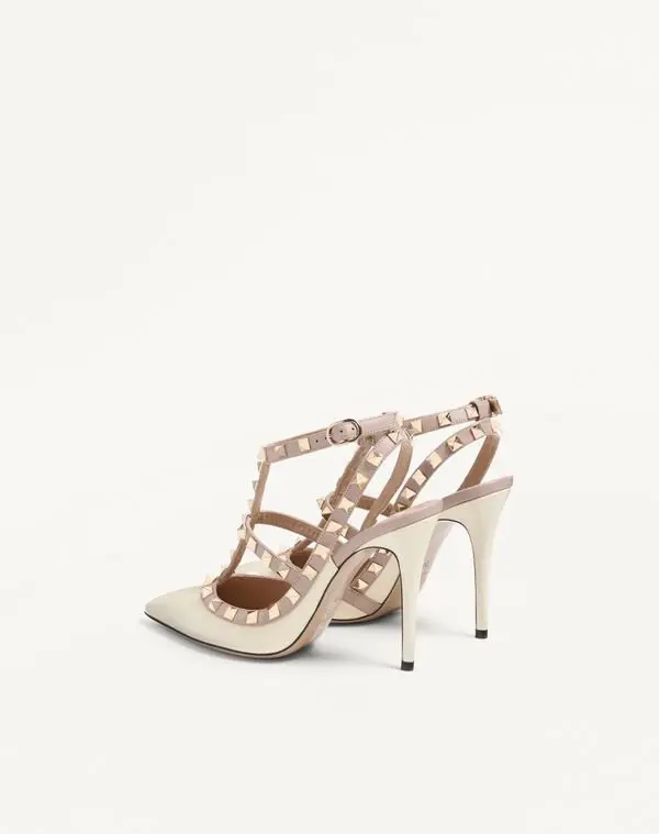 Valentino Garavani Rockstud Patent Leather Caged Pump - Ivory/poudre