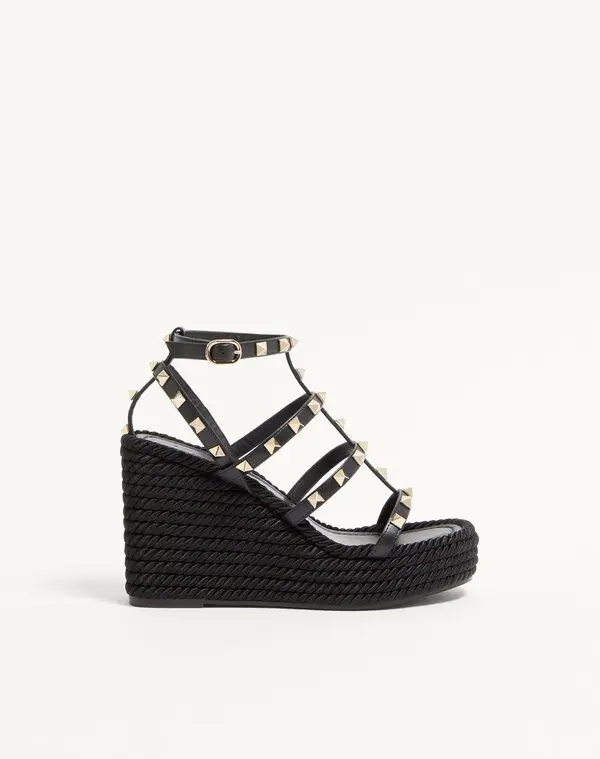 Valentino Garavani Rockstud Wedge Sandal - Black