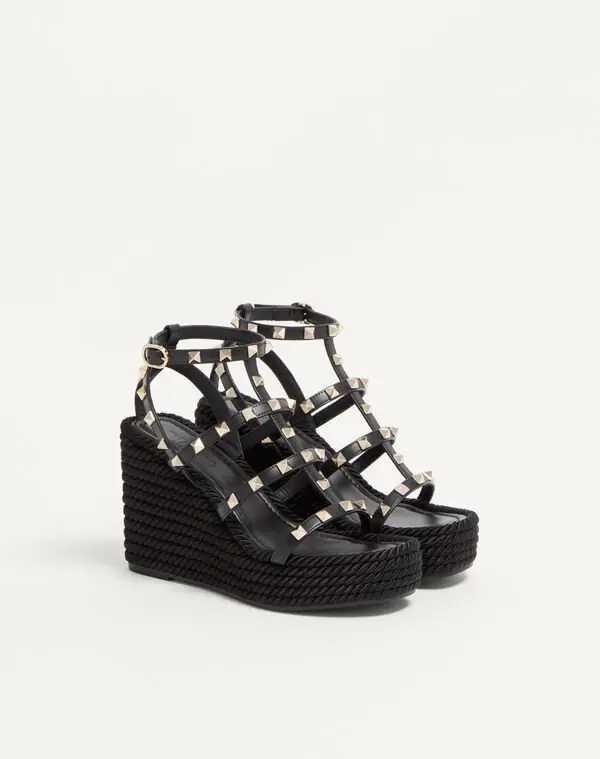 Valentino Garavani Rockstud Wedge Sandal - Black