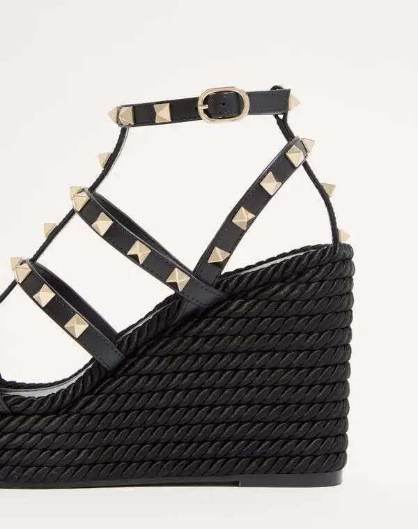 Valentino Garavani Rockstud Wedge Sandal - Black