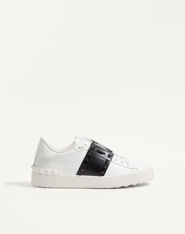 Valentino Garavani Rockstud Untitled Sneaker - White/ Black