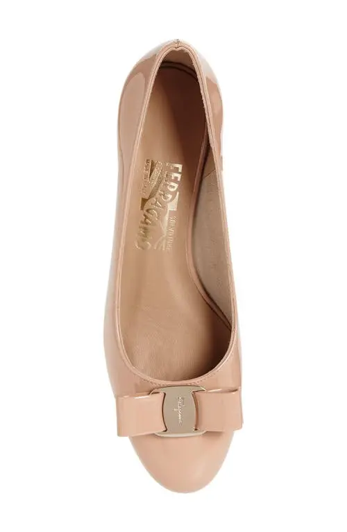 FERRAGAMO Vara Pump - Amaretti