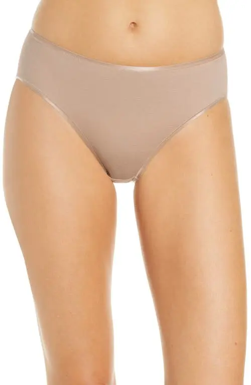 Hanro Seamless Cotton High Cut Briefs - Beige