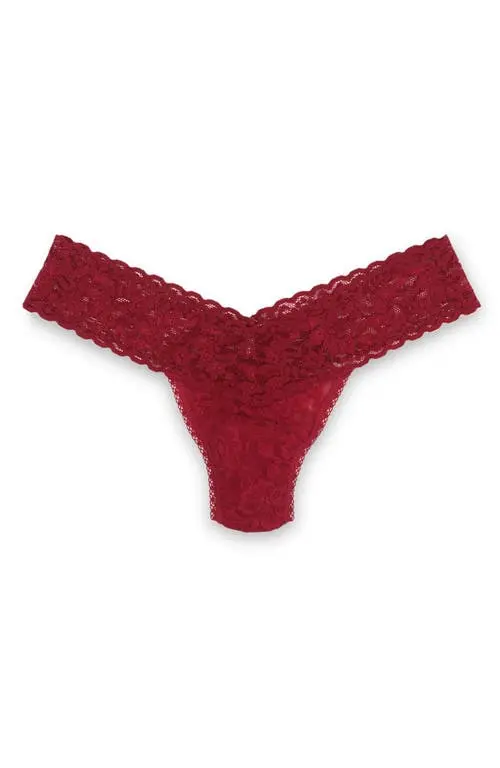 Hanky Panky Signature Lace Low Rise Thong - Sealed With A Kiss