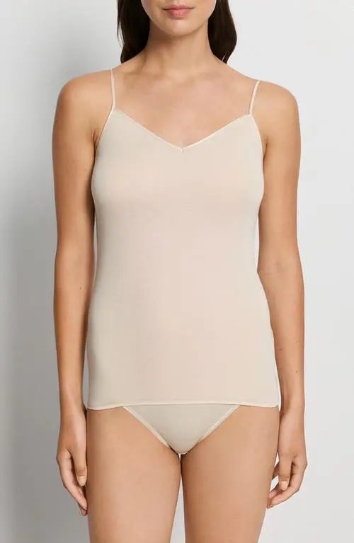 Hanro Seamless V-neck Camisole - Summer Sand