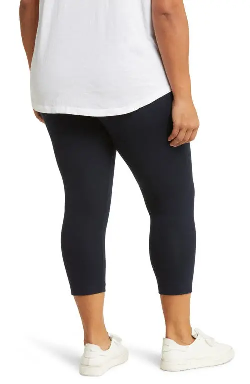 Lyssé Ntials Crop Leggings - Midnight