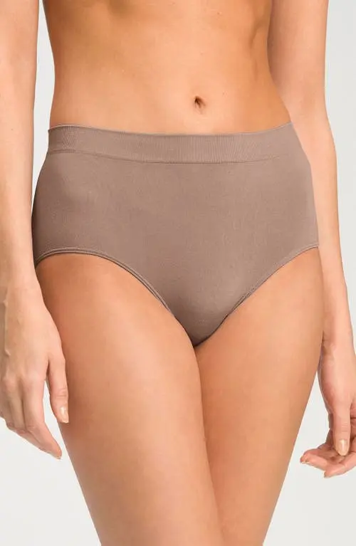 Wacoal B-smooth® Briefs - Capuccino