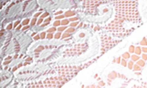 Hanro Luxury Moments Lace Wireless Bra - White