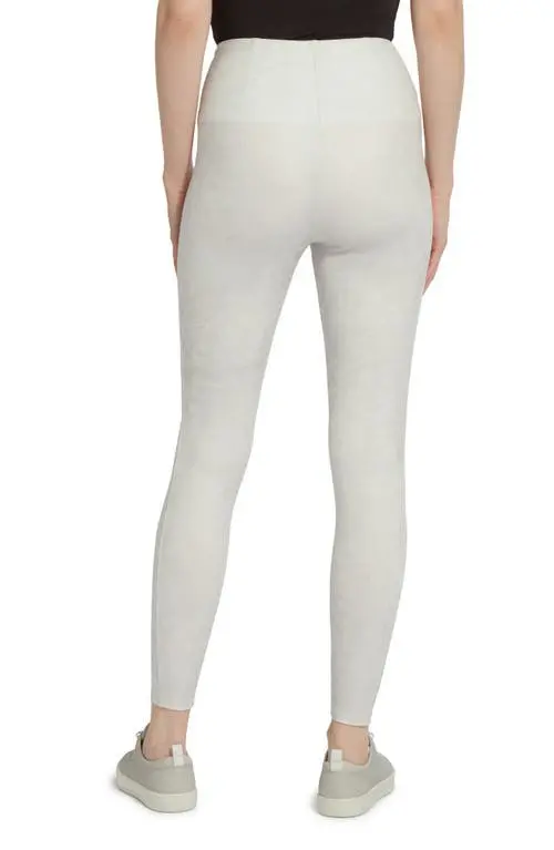 Lyssé Textured Faux Leather Leggings