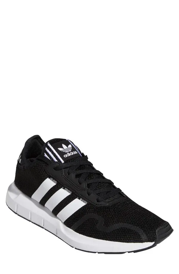Adidas Swift Run X Sneaker