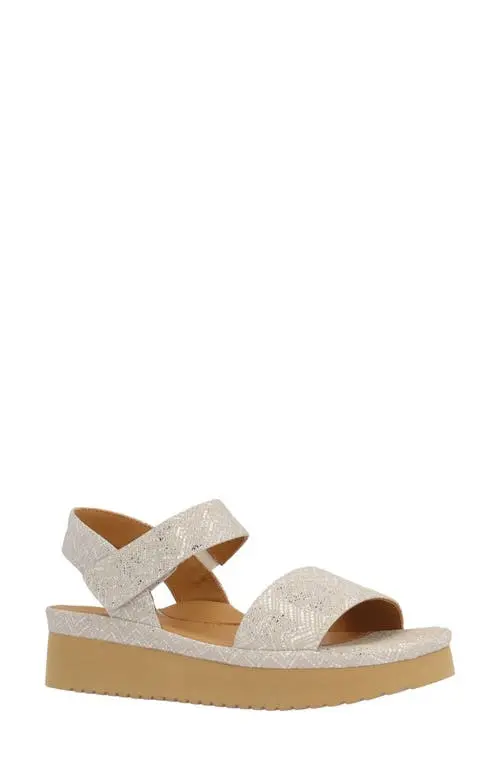 L'AMOUR DES PIEDS Abrilla Platform Sandal - Taupe