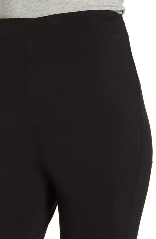 Lyssé Kick Flare Crop Leggings - Black