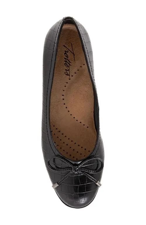 Trotters Dellis Ballet Flat - Black Croc Print Leather