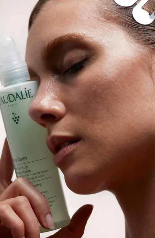 CAUDALIE Vinoclean Makeup Removing Cleansing Oil - No Color