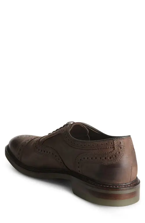 Allen Edmonds Strandmok Cap-toe Oxford - Brown