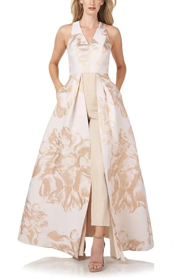 kay unger champagne dress Kay Unger Sleeveless Metallic Embroidery Mermaid Gown In Champagne