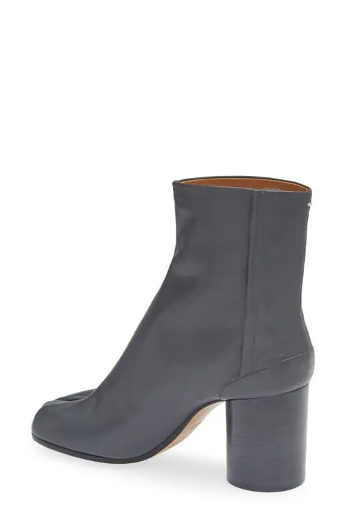 MAISON MARGIELA Tabi Boots - Grey