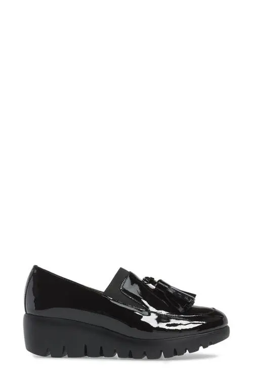 WONDERS Talla Loafer Wedge - Black Patent Leather