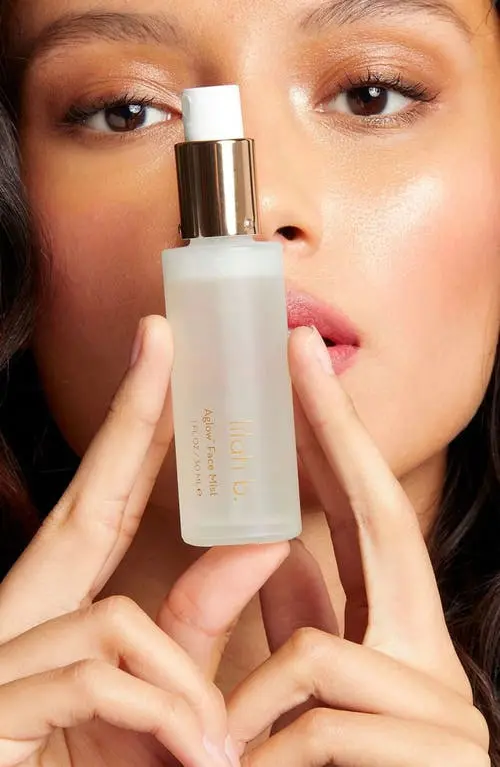 LILAH B. Aglow™ Face Mist