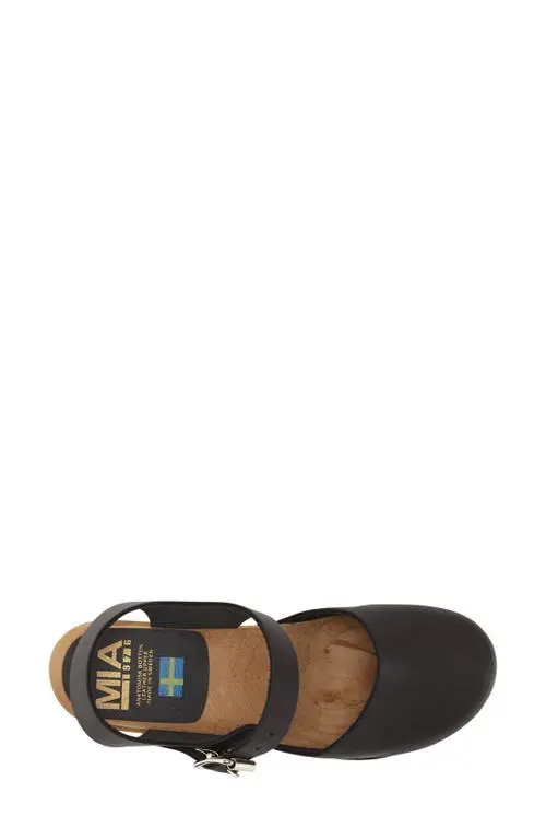 Mia Abba Leather Platform Sandals