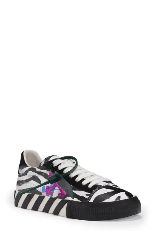 Off-White Vulcanized Low Top Sneakers