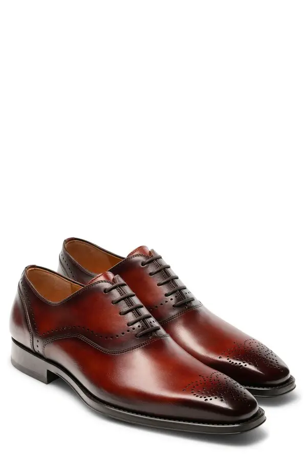 Magnanni Praga Medallion Toe Oxford - Cognac | Editorialist display picture 3