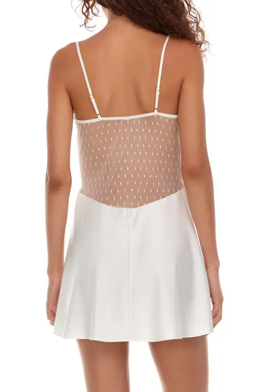 Flora Nikrooz Showstopper Chemise - Ivory