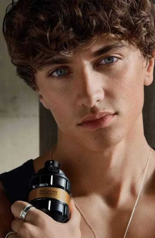 Viktor & Rolf Spicebomb Extreme Eau De Parfum Fragrance - No Color
