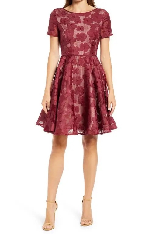 Shani Floral Fit & Flare Cocktail Dress - Wine/nude