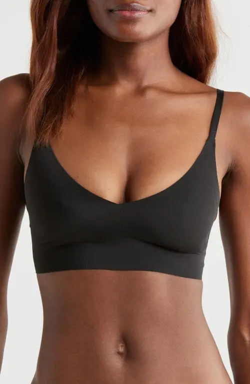 TRUE & CO The True Body Triangle Convertible Strap Bralette - Black